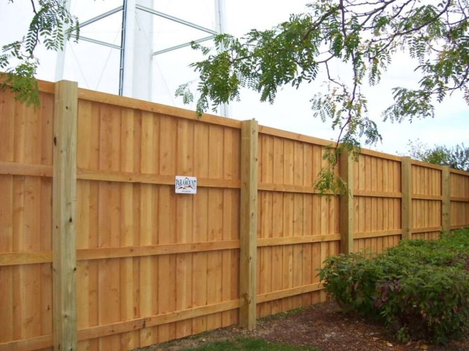Signs It’s Time to Replace Your Privacy Fencing